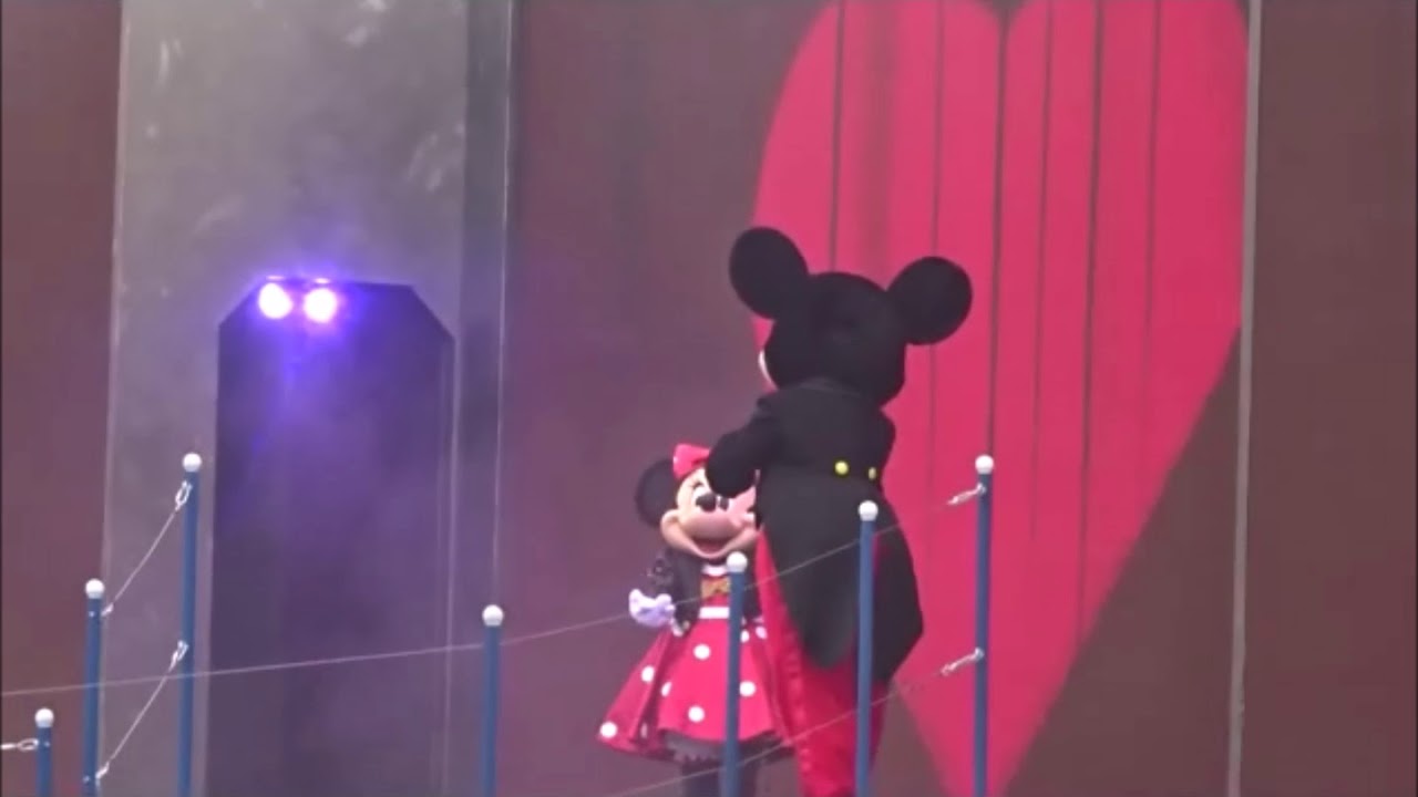 Mickey Mouse surprise birthday at Studios - YouTube