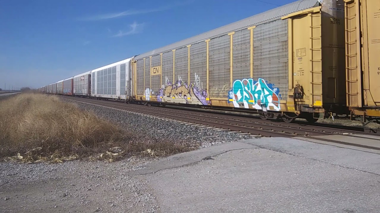 SP AC44 on UP 6813 East in Ames NE 11/20/21 - YouTube