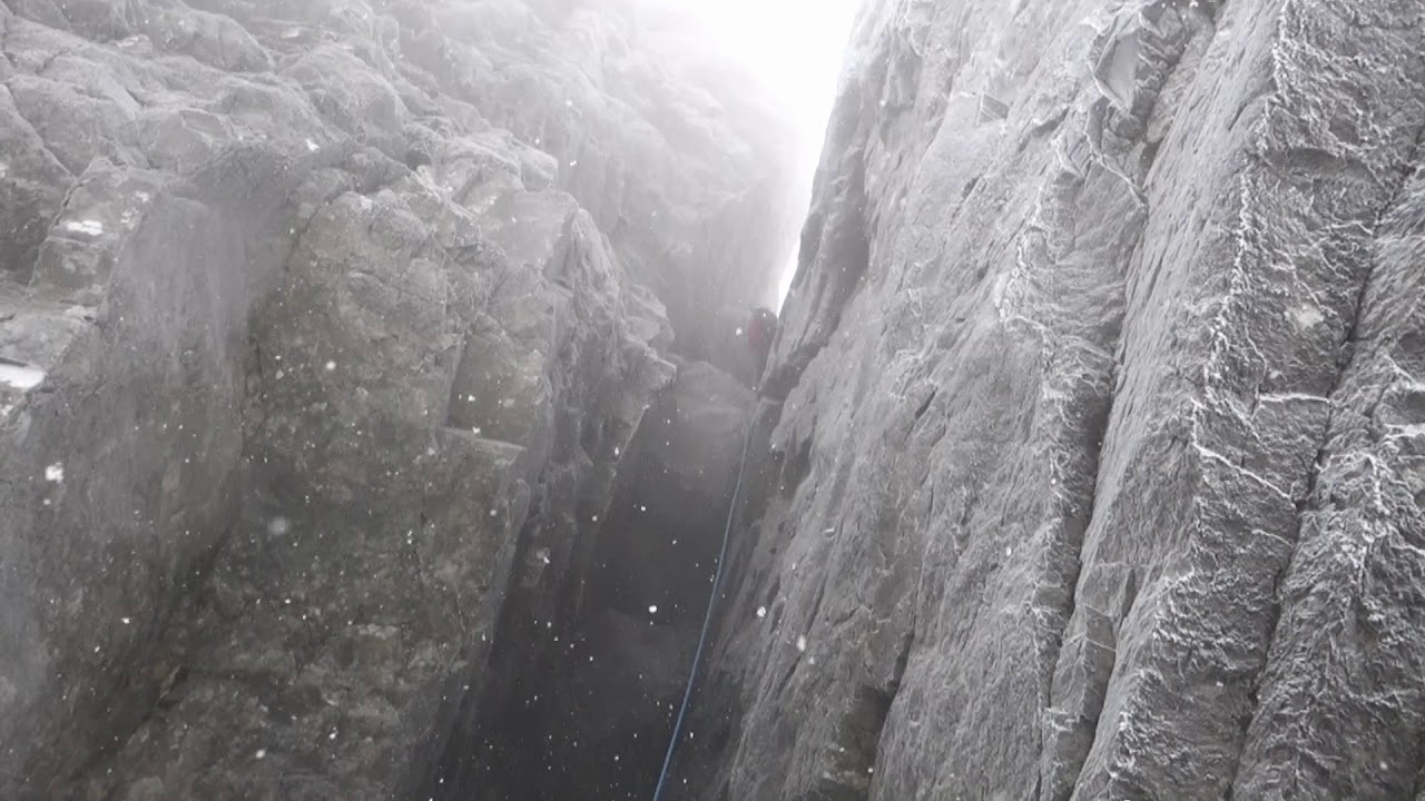 Kings Cave Chimney - YouTube