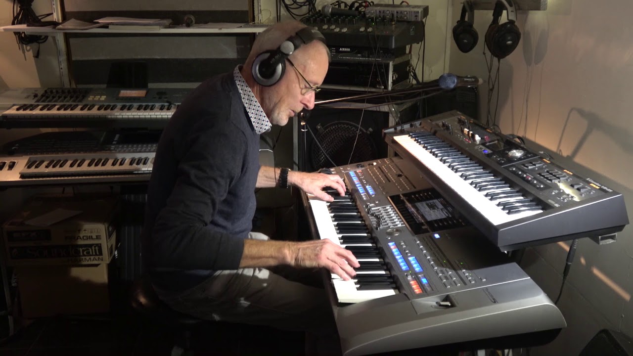 Happy music : Philip Boterman (James Last) - YouTube