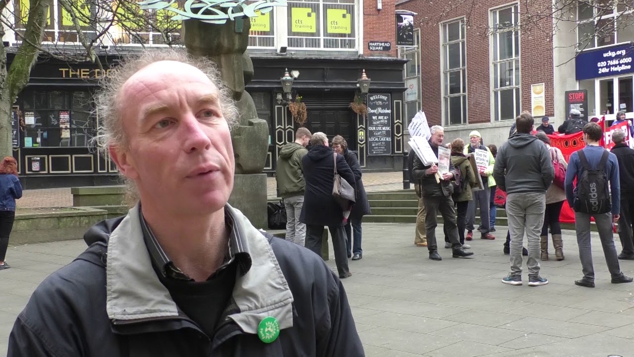 Universal Credit Protests (Sheffield) - YouTube