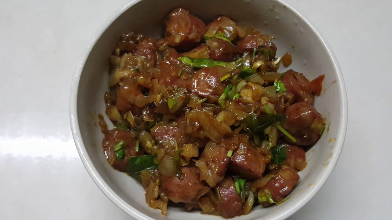 How To Make Chicken Franks (sausages) Chilli Recipe - YouTube