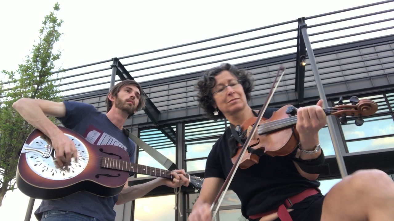 Dallas Rag - East Atlanta Serenaders rehearse on the beltline - YouTube