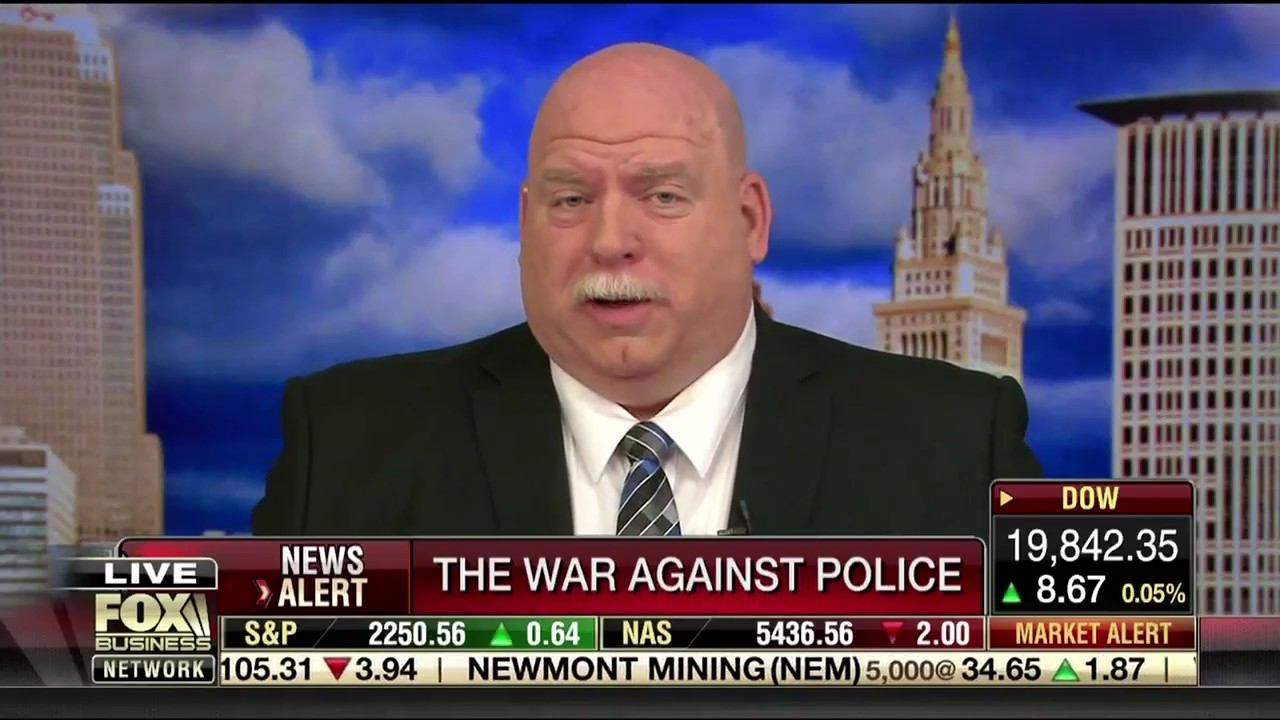 'WAR ON POLICE' interview with Detective Steve Loomis - YouTube