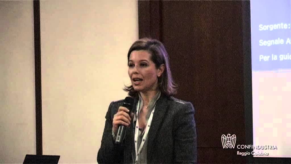 Visioni Mediterranee - Alessandra Romolo presenta "Italiacamp" - YouTube