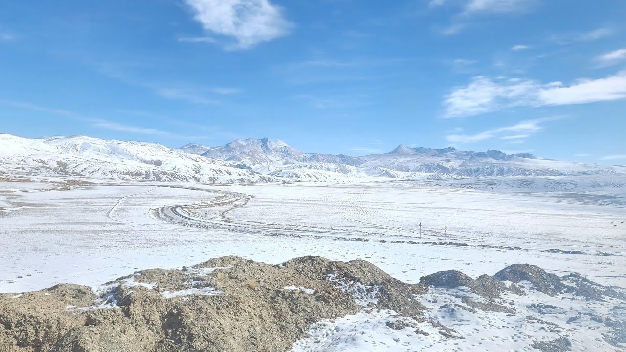 snowfall in Leh Ladakh #river #ladakh #leh #snow #snowfall #viralvideo ...