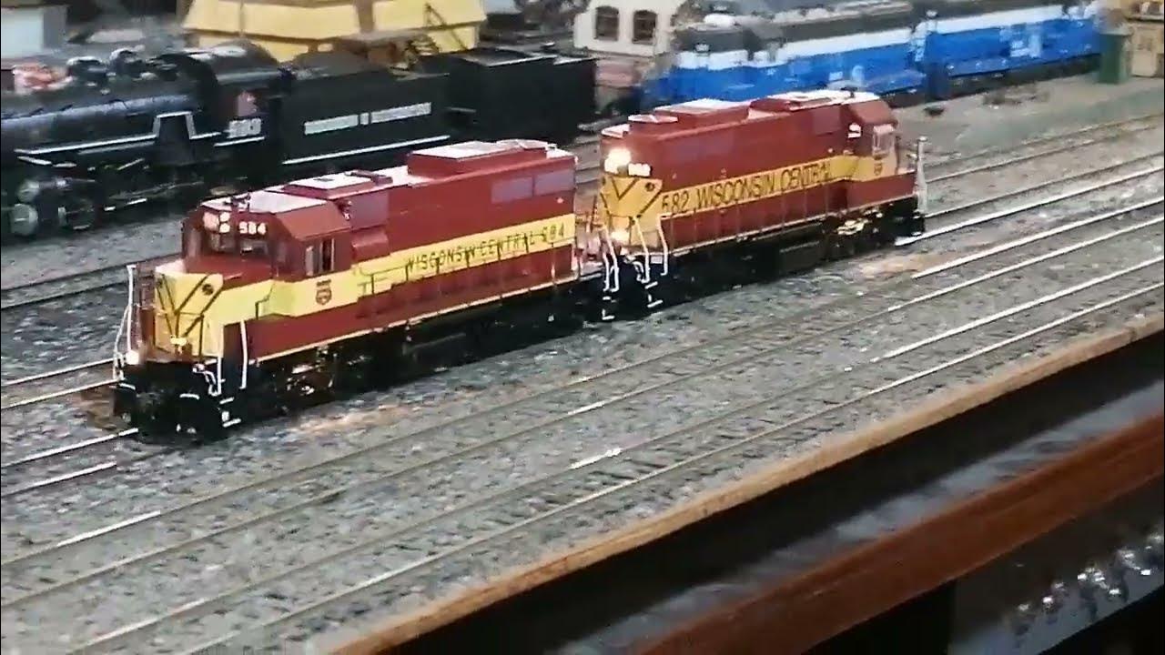 Mis Scale Trains SDL39´s - YouTube