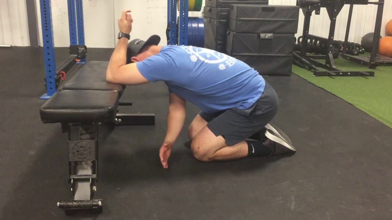 1-Arm Bench T-Spine Mobs with Reach on Bench - YouTube