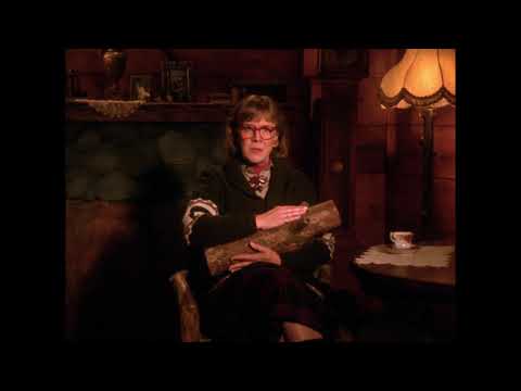 Log Lady Intro 19 (Twin Peaks s02e11) - YouTube