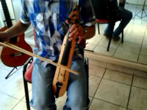 Kemençe Performansı - www.besiktasmuzikevi.com