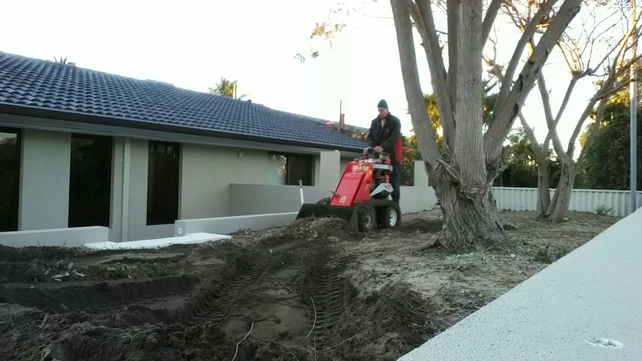 King's Kanga Services: Kanga Kid digging dirt - YouTube