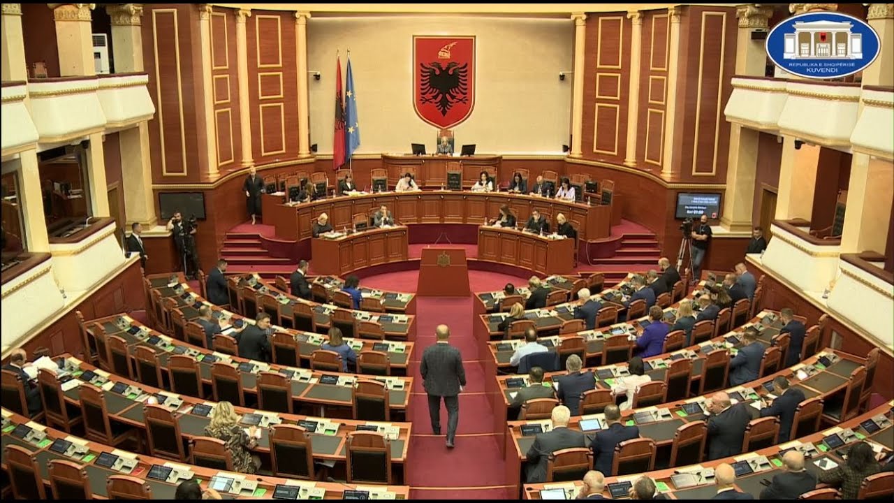 Seanca plenare, deputetët diskutojnë për problematikat e zonave që ...