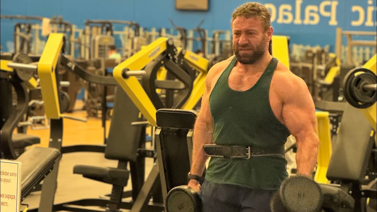 Boyuk Biceps ezelesı ÜÇÜN bırıncı bunu et - YouTube