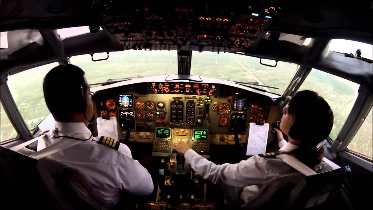 Aterrizando avion conozcan como aterriza la comandante de vuelo jrv ...