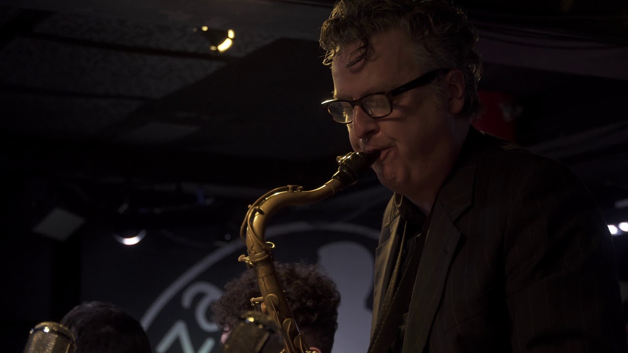 On the Fly - Gareth Lockrane Big Band Live - YouTube