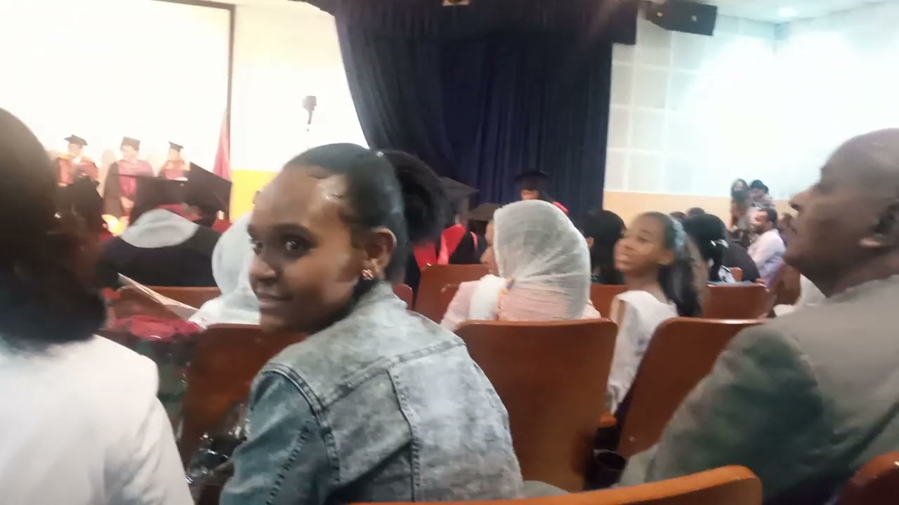 Graduation ceremony in Addis Ababa - YouTube