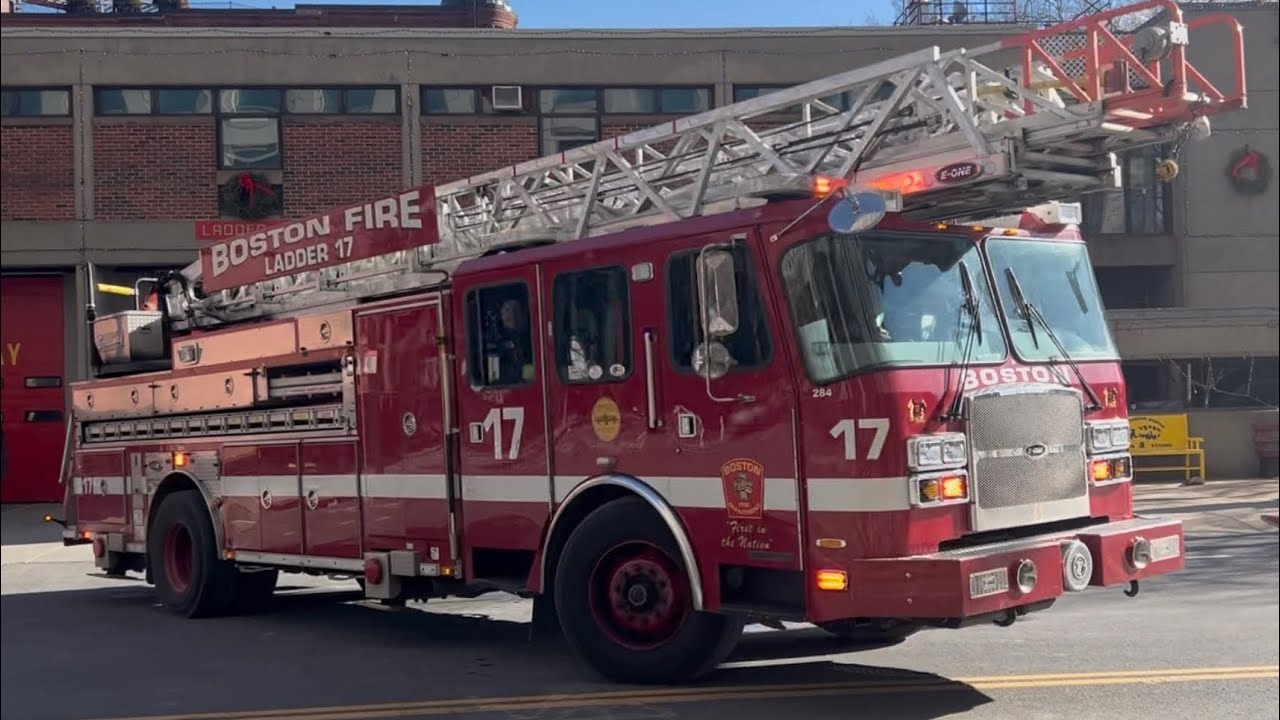 Boston, MA Fire Department Ladder 17 Responding - YouTube