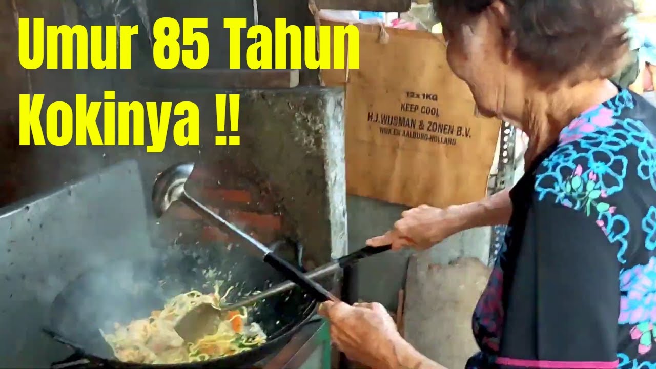 Makanan Legend | Bakmi Goreng Kokinya Legend Pasar Kampung Bebek ...