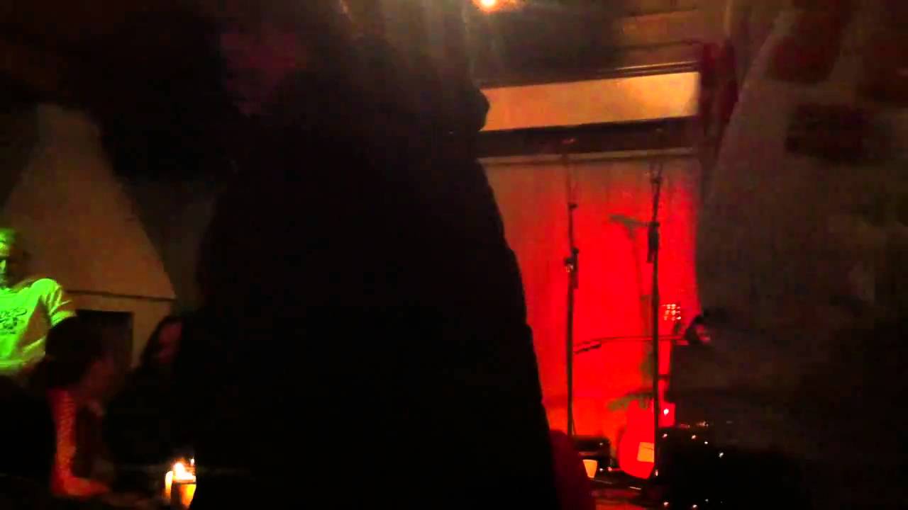 Kenneth Pettersen Cover Bailamos - YouTube