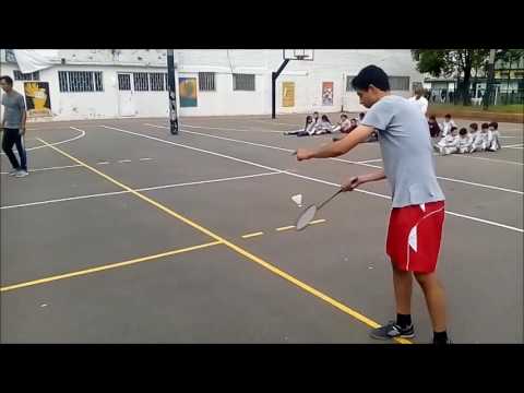SAQUE O SERVICIO BADMINTON - YouTube