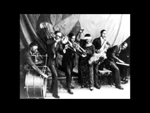 Jazz Music in the 1920's - YouTube