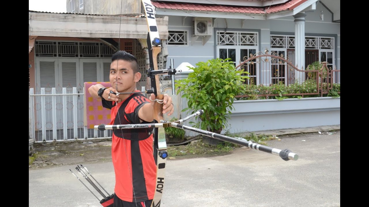 Tutorial panahan oleh " Satria " atlet panahan sumatera barat - YouTube