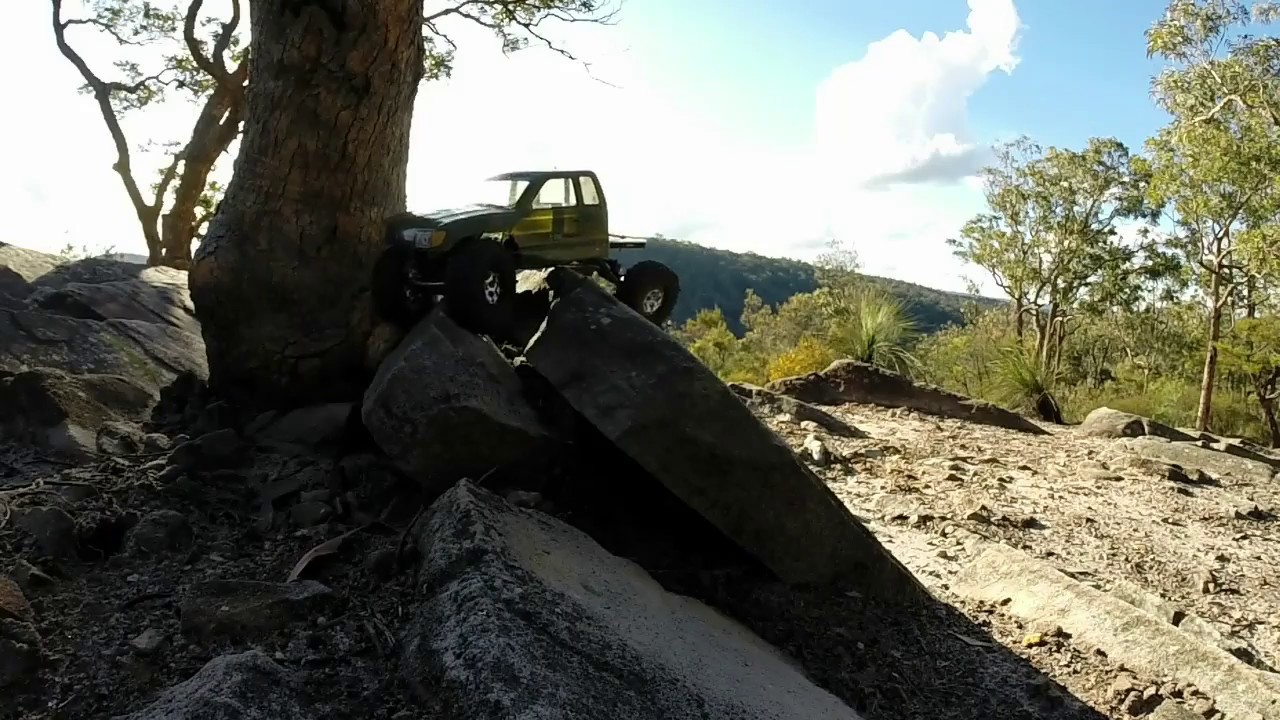 Losi Comp Crawler on SCX-10 chassis at Cabbage tree lookout, Blue ...