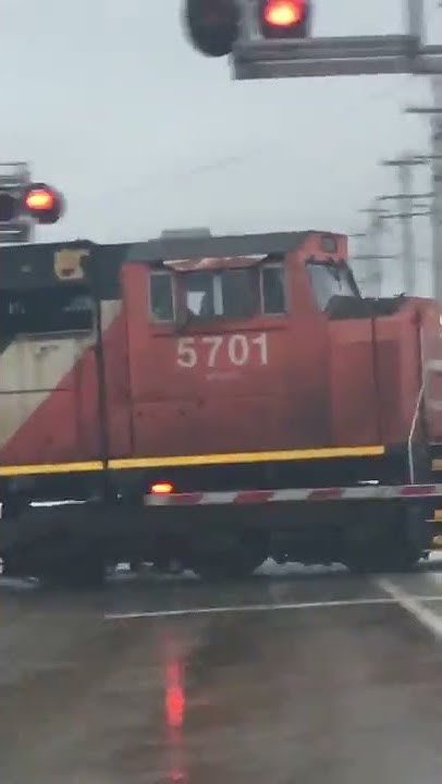 CN 5701, 5448, 2444 Fast Freight Train Port Huron - YouTube