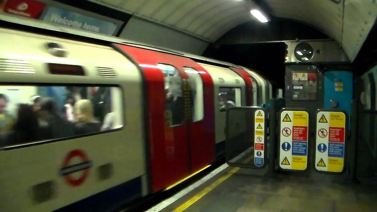 LU 2009 Tube Stock departing Euston Tube Station (26th May 2015) - YouTube
