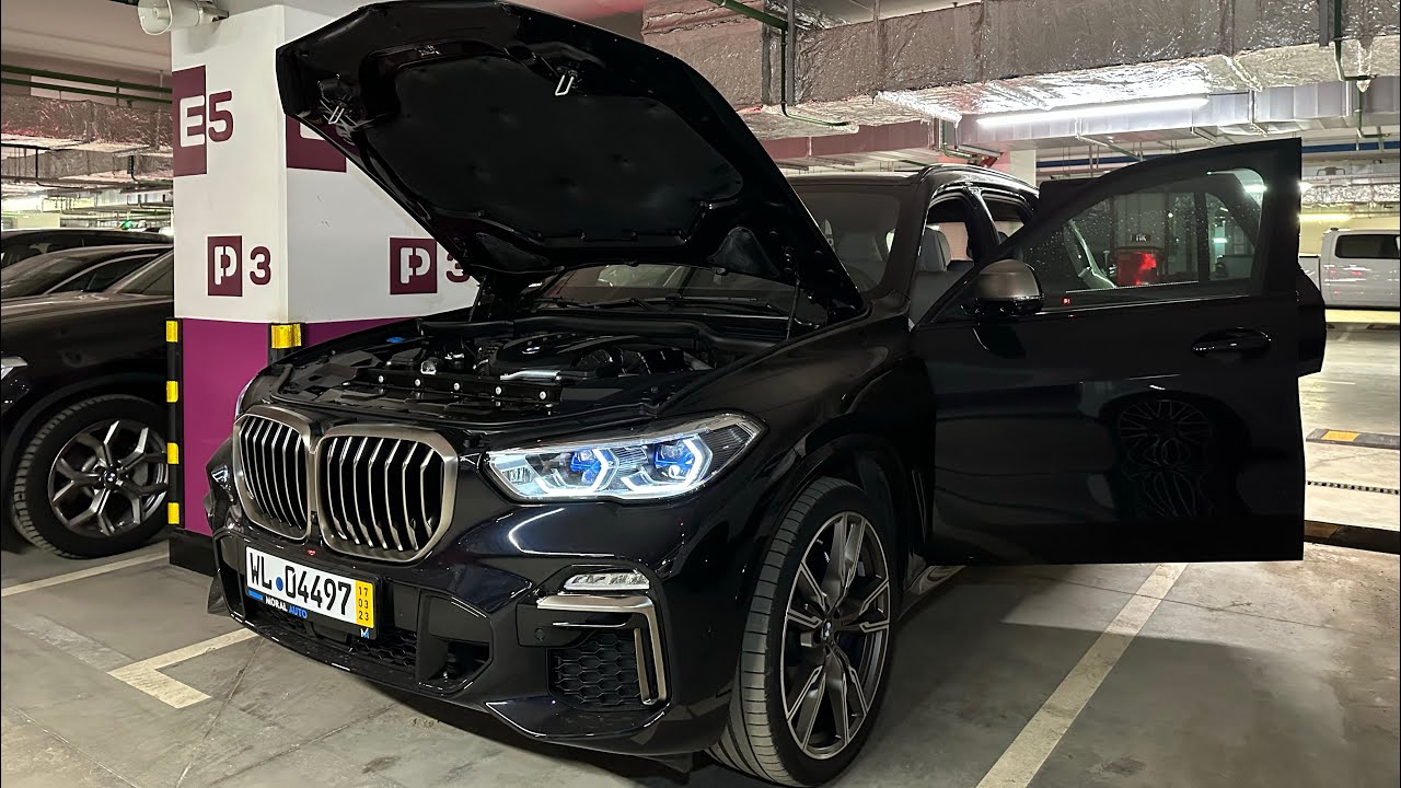 BMW X5 M50i G05 из Германии и заброшенный на парковке Mercedes-Benz ...