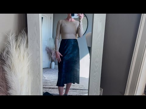 Honest review of the Zeagoo Womens Satin Skirt | Fall Fashion | Midi Silk Skirt | Amazon Findsd