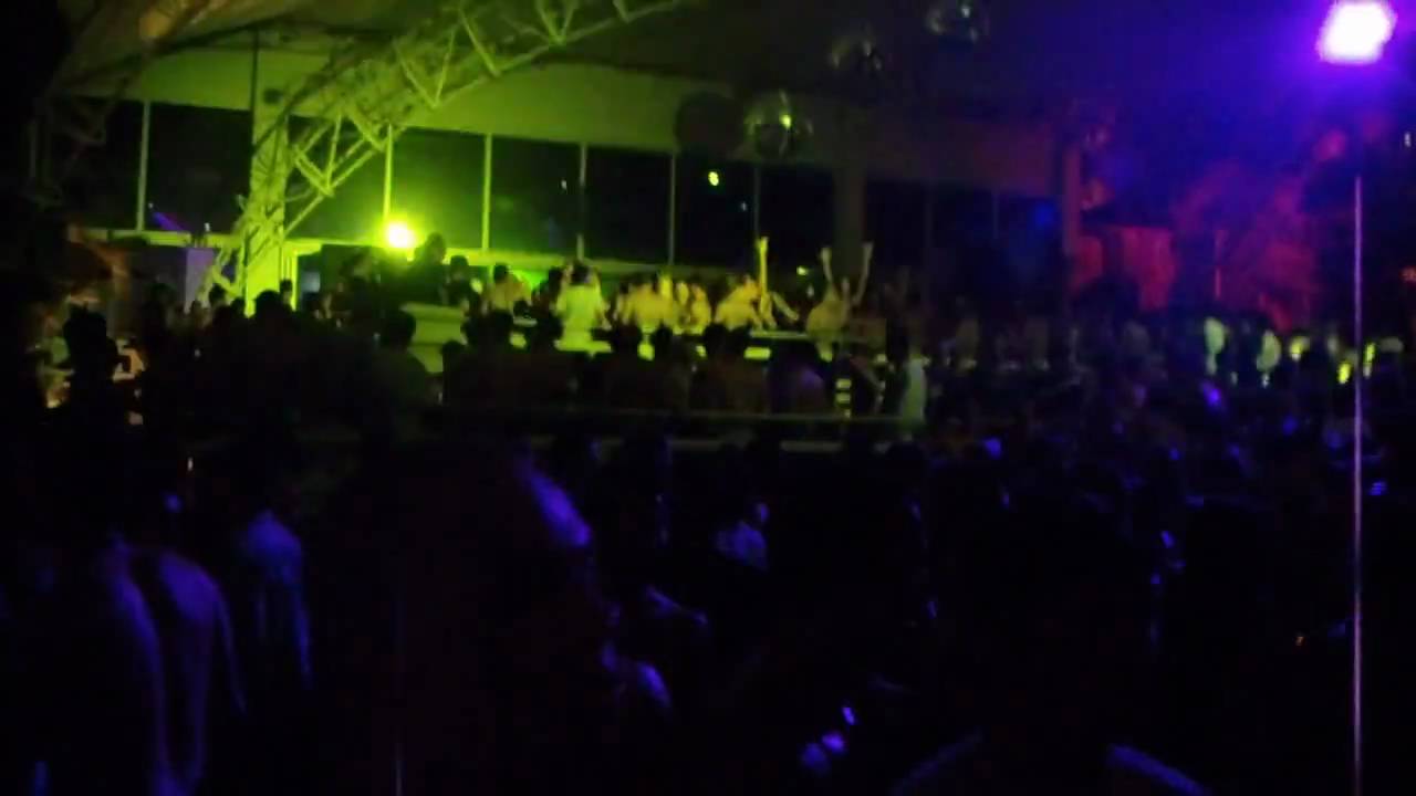 DJ ISAAC ESCALANTE FLORIANOPOLIS CARNAVAL 2009 - YouTube