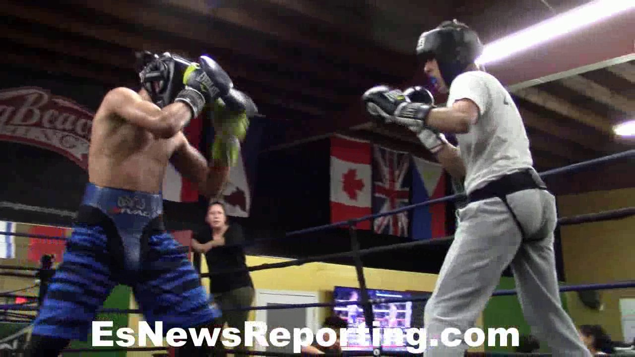 sparring Anthony Herrera and Jonathon Zavala - EsNews Boxing - YouTube