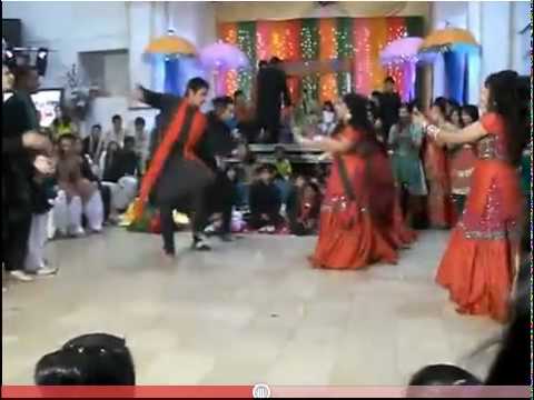 anisha mehandi perfomance at desi girl.mp4