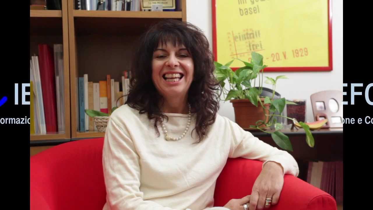 Scuola di psicoterapia riconosciuta.Maria Laura Vittori - YouTube