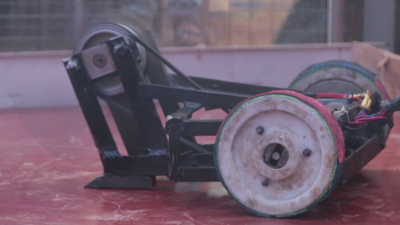 Robowars team terminator gyro effect - YouTube