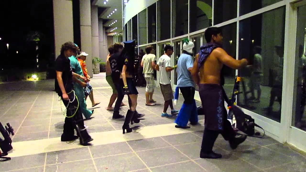 ShadoCon 2013 Dance Party, Cuban Shuffle - YouTube