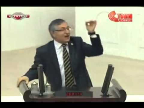Özcan Yeniçeri, \