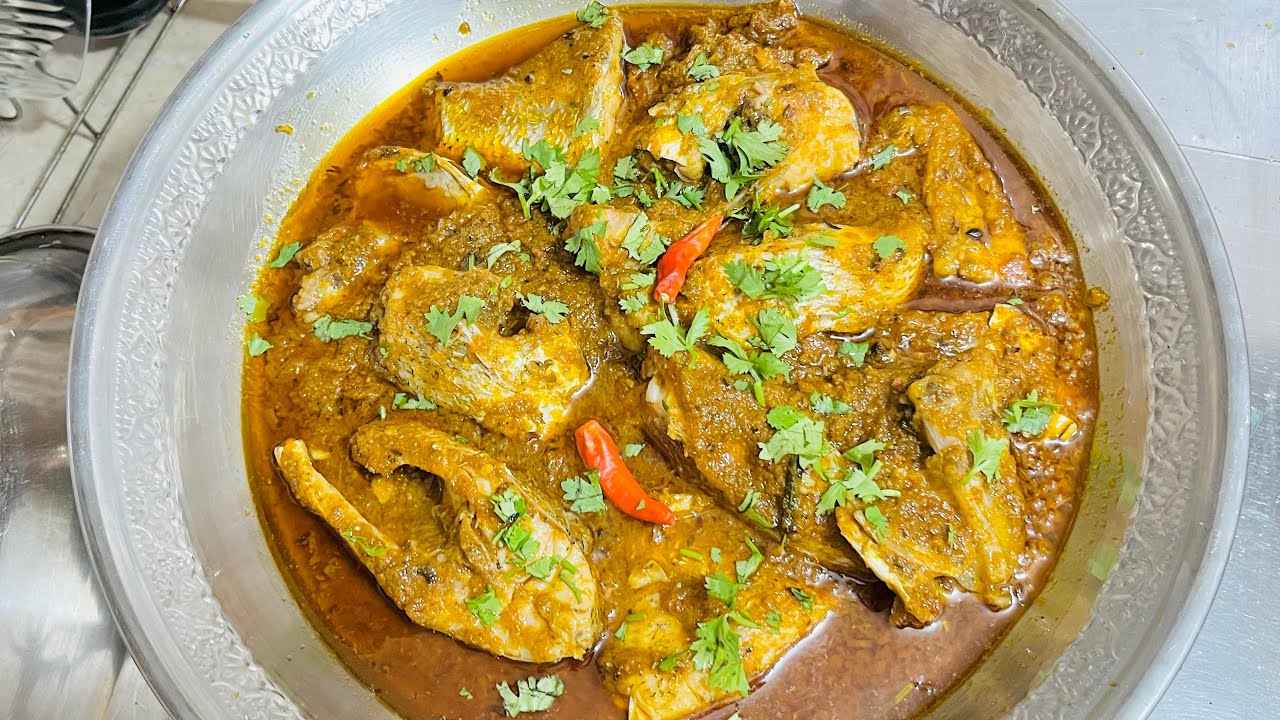 Machli Ka Salan (Fish curry) 🍛recipe by cook with Arohi - YouTube