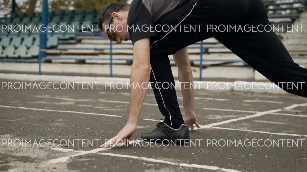 Runner Comes for Low Start - YouTube