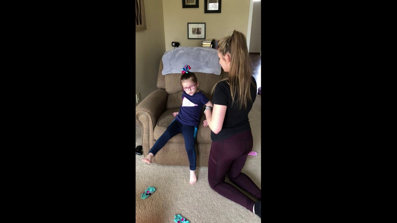 RECREATIONAL GYMNASTICS MINI CLASS AT HOME - GYMNASTICS FOOTNOTES - YouTube