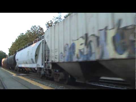CSX Q400-05 - YouTube