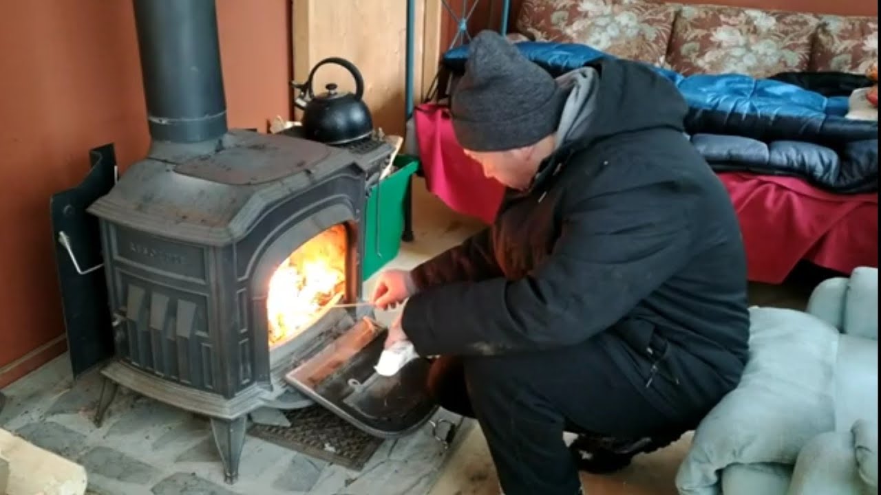 Overnight in the Wilderness-Winter Chores at the Tiny Cabin - YouTube
