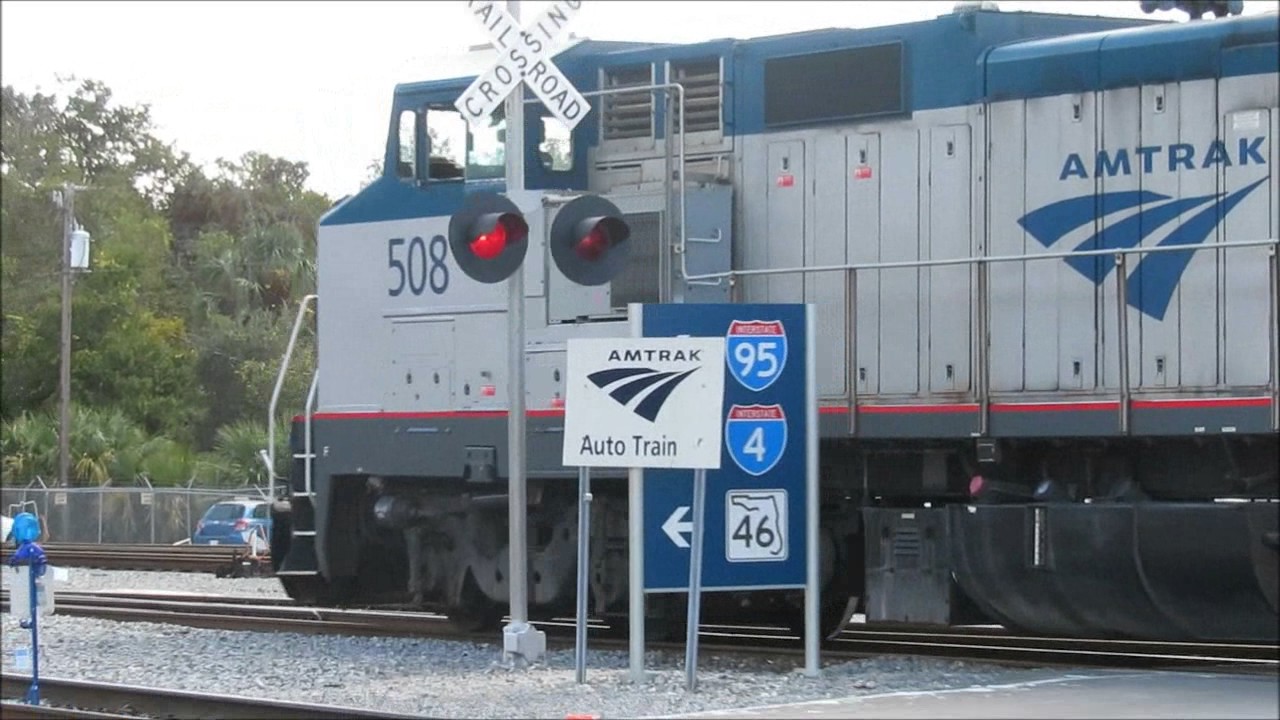 Amtrak Auto Train 2017 | Amtrak Dash 8 switching Sanford, Florida - YouTube