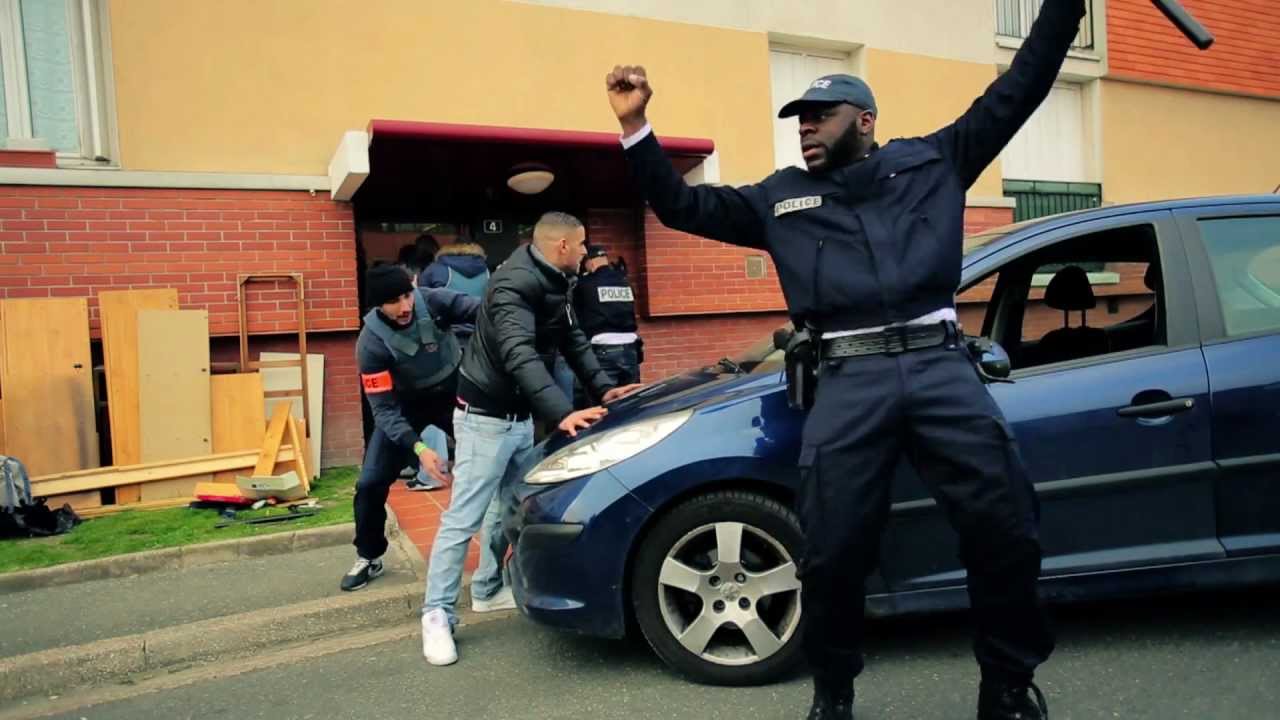 Harlem Shake Police et Jeunes de banlieues (interpellation) - YouTube