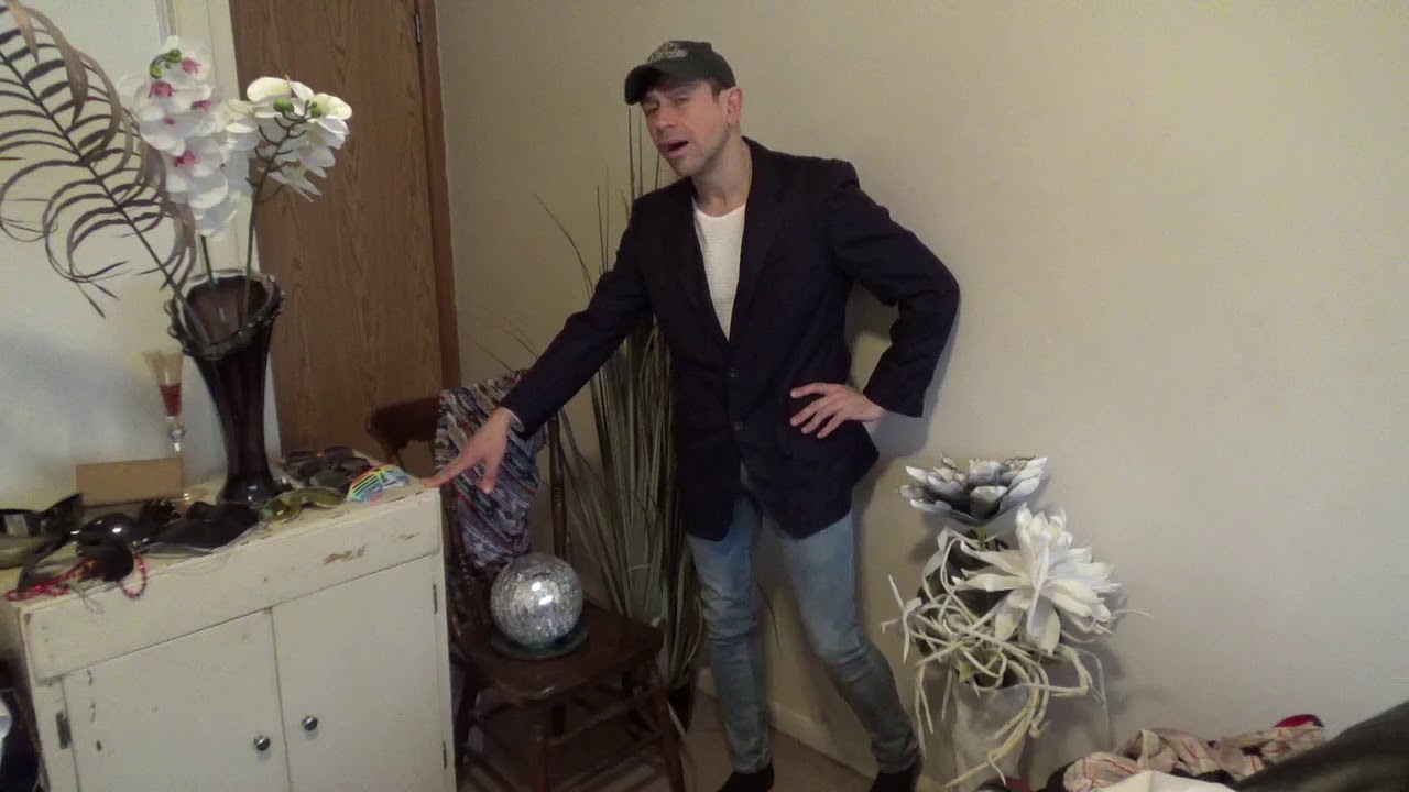 Marco Speedos Bodybuilder Wear Hats Ad for Vimeo Channel - YouTube