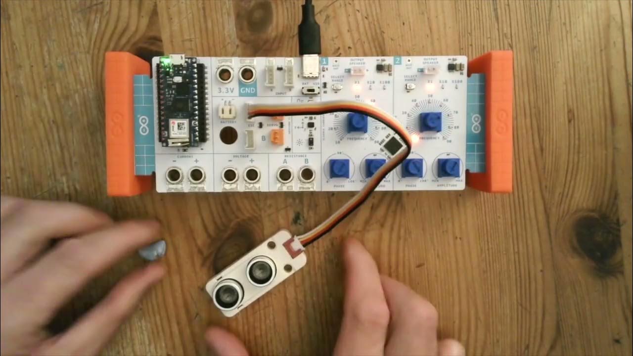 Arduino Science Kit R3 distance sensor - YouTube