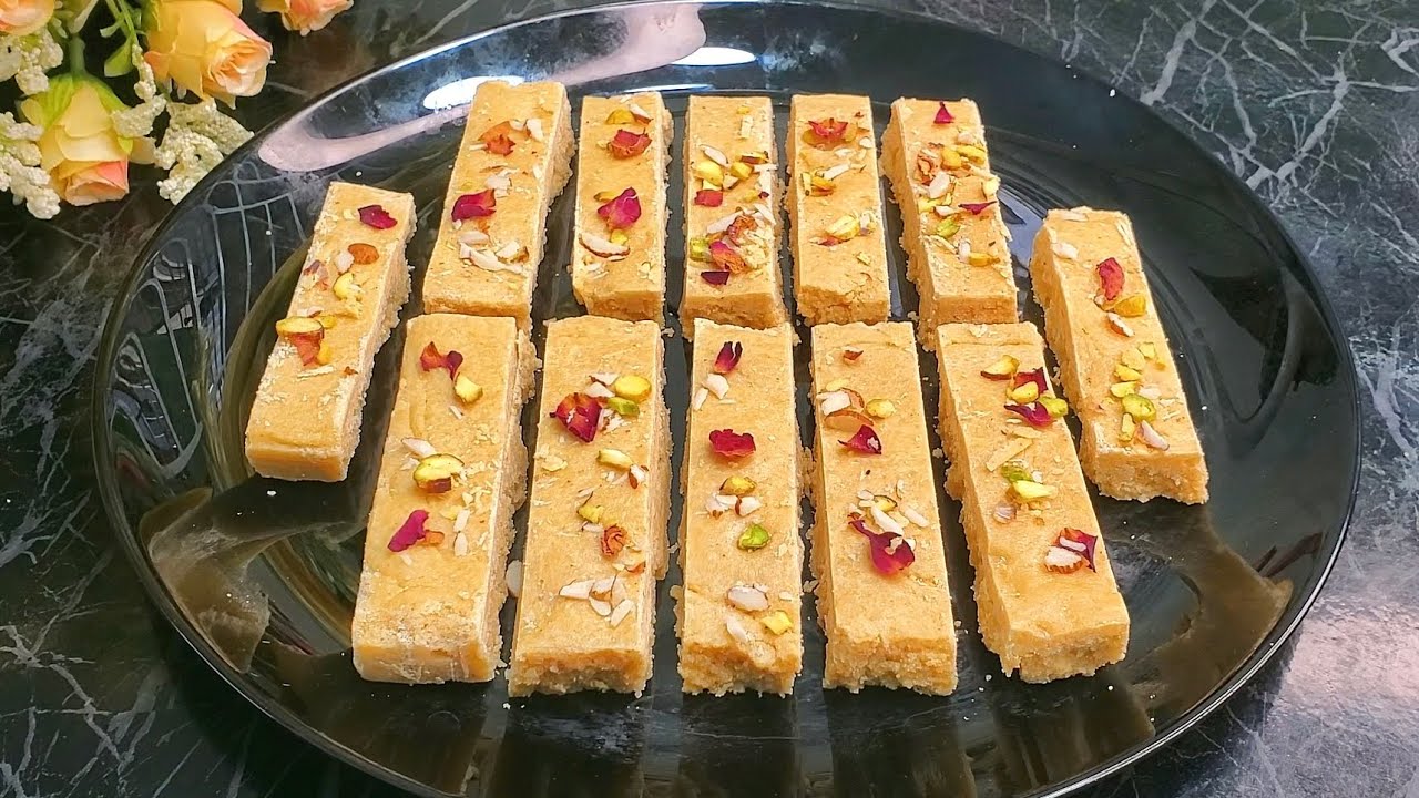 মিষ্টি না অমৃত! ৪টি ভিন্ন স্বাদের মিশ্রণে তৈরি আমরুত পাক মিষ্টি | Amrut ...