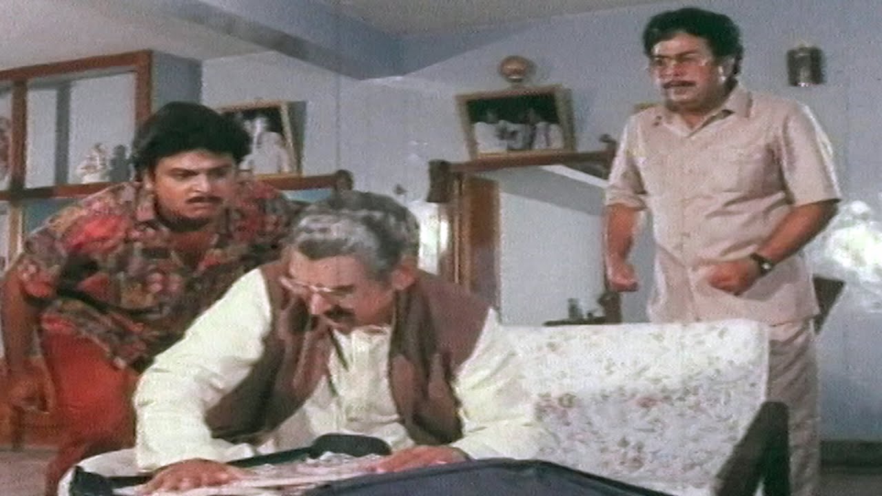 Naresh Best Performance Scenes | TFC Movie Scenes - YouTube