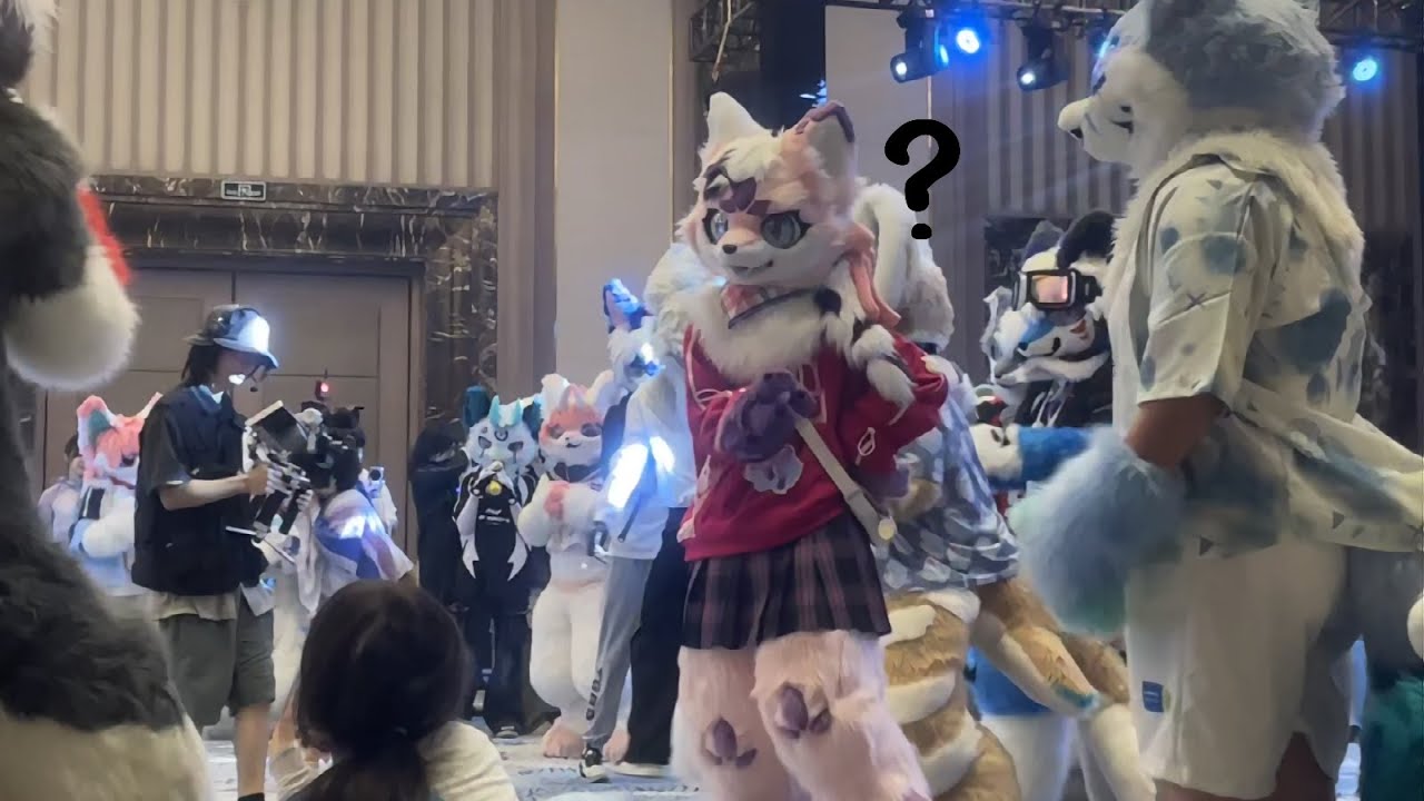 【Unifurse 2024】What's It Like to Fursuit on Your First Random Dance ...